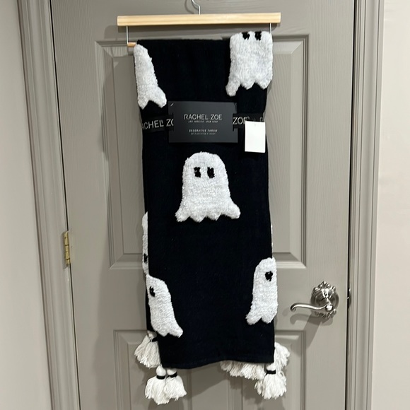 Rachel Zoe | Bedding | Rachel Zoe Decorative Throw 5x60 Brand New ...